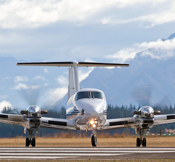 Aircraft Back Taxiing Down the Runway | PilotWorkshops